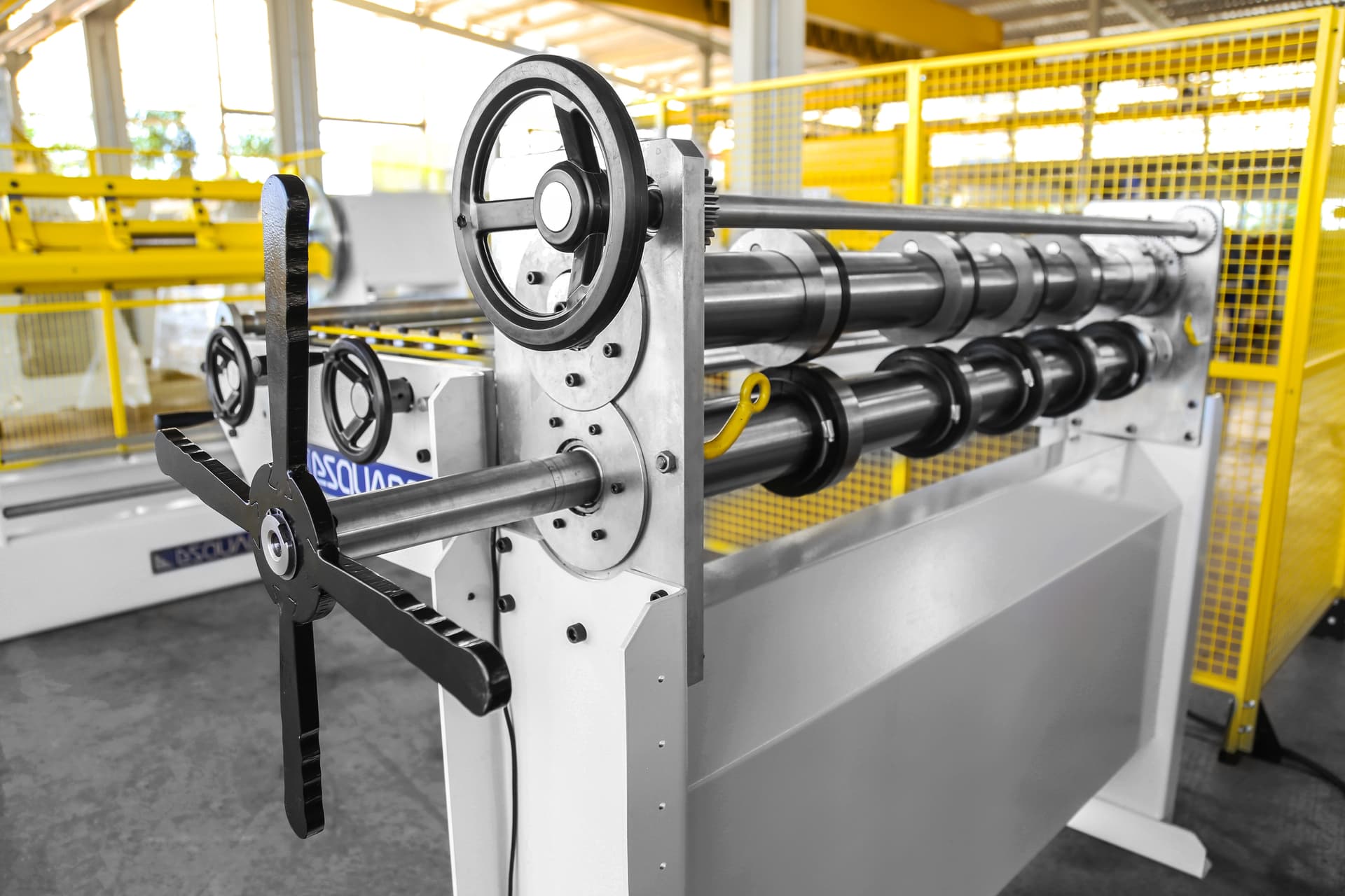 Máquina de slitter - Esquadros